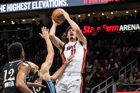 Jaime Jaquez Jr déjà à l aise dans le grand bain Basket USA