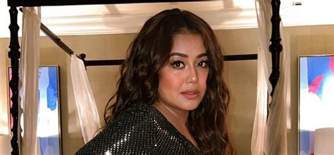 ‘छोटा हाथी आया सिंगर नेहा कक्कड़ को बॉडी शेम करते हुए ट्रोल्स ने पार की सारी हदें Singer Neha