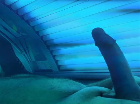 Getting Ready For That Summer Tan 20 Nude Pics Xhamster