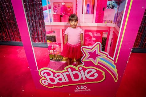 Estreno De Barbie El Público Se Viste De Rosa