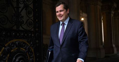 Former Immigration Minister Warning Over Uk Mass Migration Politics