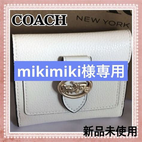 新品 Coach コーチ ジョージー スモールウォレット 二つ折り財布 母の日 メルカリ