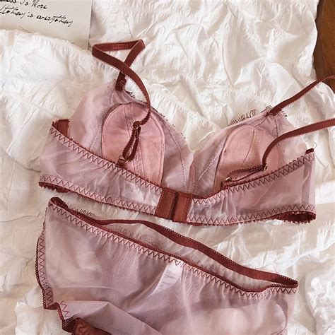 Free Shipping Ultrathin Embroidery Floral Lace Side Hollow Brassiere
