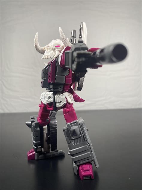 Skullgrin Is Menacing R Transformers