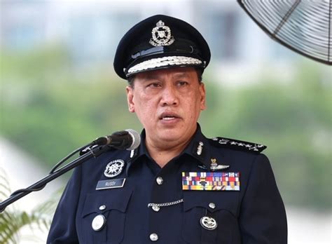 After Motac Bomb Hoax Kl Police Chief Says Face Masks Must Be Removed At Counters For