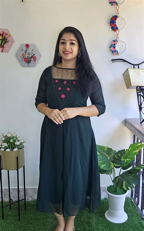 Maternityhandworkfeeding Kurtis Green Priyas Magic World