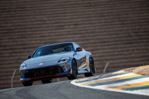 Nissan Z NISMO More Power More Downforce Cars