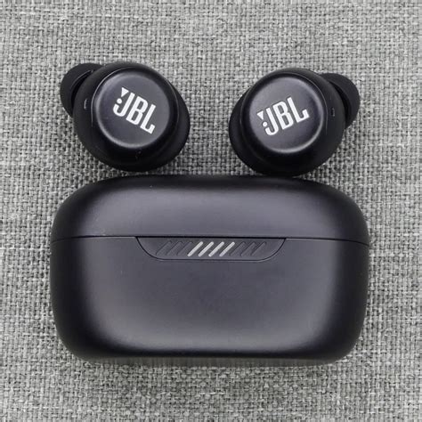 Tai nghe true wireelss JBL Live Free NC+ (Plus) [Likenew]