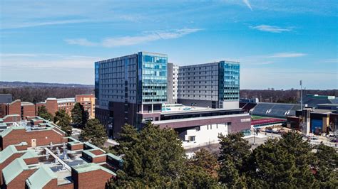 What Gpa Should I Have To Get Into Mcmaster University For Medical