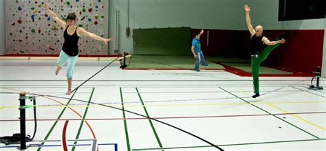 How To Setup A Slackline Without Trees Slackline HiveFly