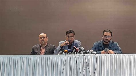 জাতীয় ঐক্যে রাজনৈতিক দলসহ ছাত্র নেতৃত্বের সঙ্গে বসবেন প্রধান উপদেষ্টা