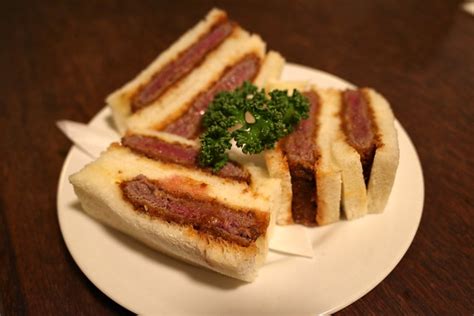 「もん」で洋食三昧（神戸・三宮） Foodish：雑食記