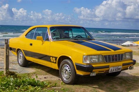 Encontro De Carros Antigos Na Ferreira Costa Da Paralela Autos Motos