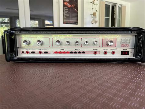 H And H Electronic Digital Multi Echo Unit Digital Multi Reverb Uk