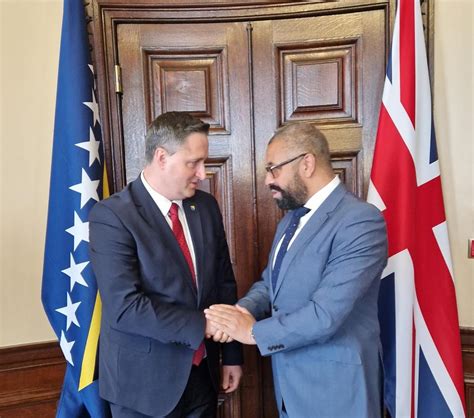 Bećirović U Londonu Dodika Smijeniti Prije Nego što Izazove Sukob