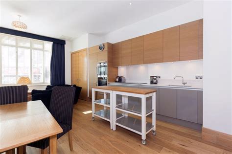 Sugar House Leman Street London 2 Bed Apartment £2700 Pcm £623 Pw