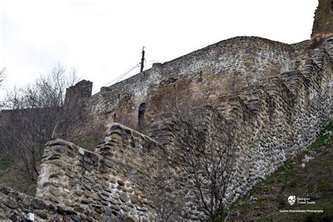 დირბის ციხე დარბაზი Georgian Travel Guide