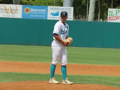 The Hybrid Approach Balancing Summer Baseball Training And Performance