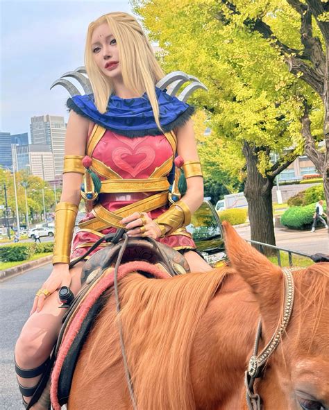 明日花キララ ᕼᗩᑭᑭy Valentine🍫💝 5枚目のタワーケーキきいたんも手伝って作ったの！ みんなが素敵な日になりますように🪄214🎀 Instagram