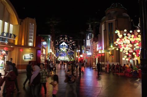 10 Pilihan Destinasi Liburan Keluarga Terbaik Di Indonesia