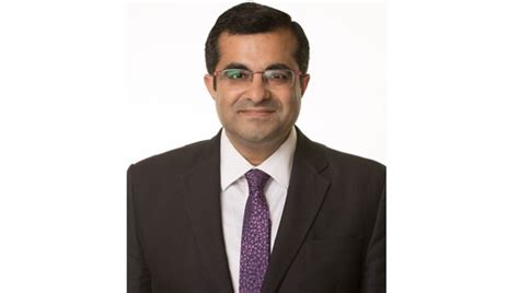 Dr Suresh Menon Wins Department Of Medicine Annual Award For Associate Professors Faculty Of