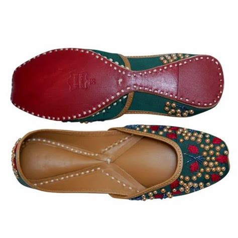 Handmade Embroidered Punjabi Jutti At Rs 650pair Punjabi Juttiyan In