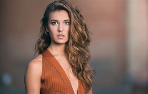 Wallpaper Look Model Hair Dress Brown Hair Neckline For Mobile And