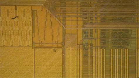 Intel 486dx2 Tiny Transistors