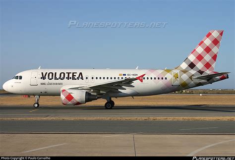 EC NDH Volotea Airlines Airbus A319 112 Photo By Paulo Carvalho ID