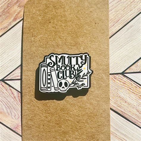 Smuty Book Club Enamel Pin T For Reader Backpack Pin For Romance Book Lover T For Bookish