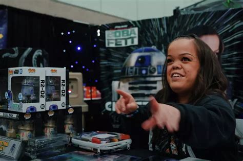 Meet Christine Galey The First Female R2 D2 In Star Wars