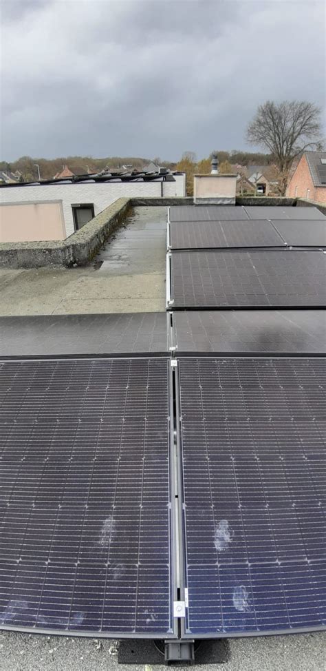 Zonnepanelen Op Plat Dak Te Herentals