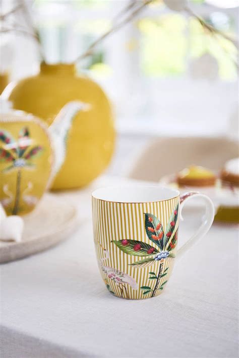 Pip Studio La Majorelle Mok Xl Geel Pip Studio