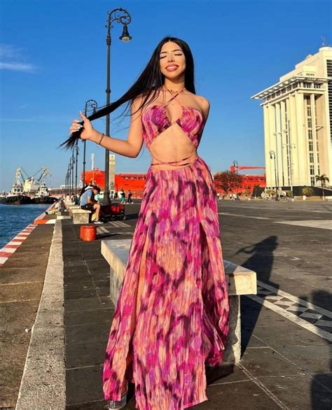Fotos Yeri Mua Conquista Instagram Al Posar Con Fabuloso Look