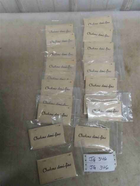 19 Packages Of Chatons Demi Fins Rhinestones Made In