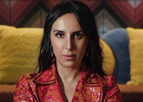 Українська співачка показала як тікала з охопленої полумям Сицилії