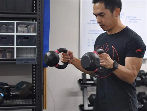 Kettlebell Hammer Curls How To How Not To And Benefits This Is Why