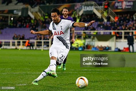 996 Chadli Tottenham Photos And High Res Pictures Getty Images