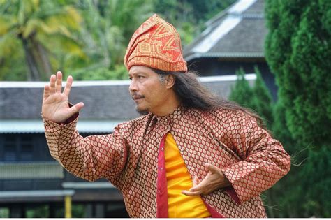 Yusof Wahab Wakil Malaysia Perkenal Seni Silat Di China Langkah Awal