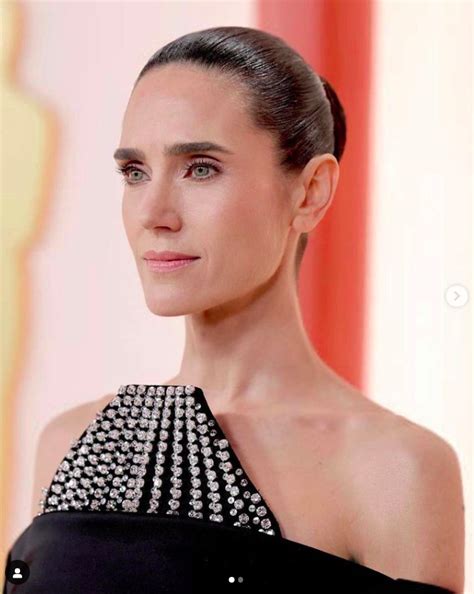 ジェニファー・コネリー、12歳娘の誕生日を祝う Celeb Times