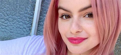 Ariel Winter Shows Off Her Life In Plunging Braless Sundress