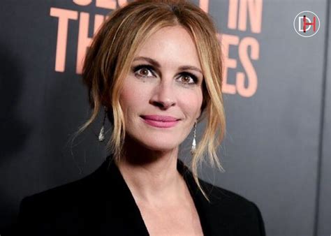 Facts About Hollywoods Sweetheart Julia Roberts
