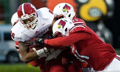 Louisville Vs Nc State Announced As 730 Kickoff The Crunch Zone