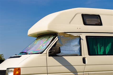 127126 Melhores Imagens Fotografias E Vetores Do Stock Sobre Camper