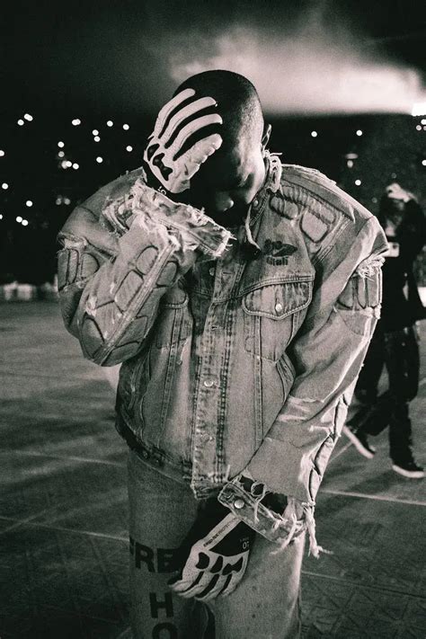 Kanye West Postertok