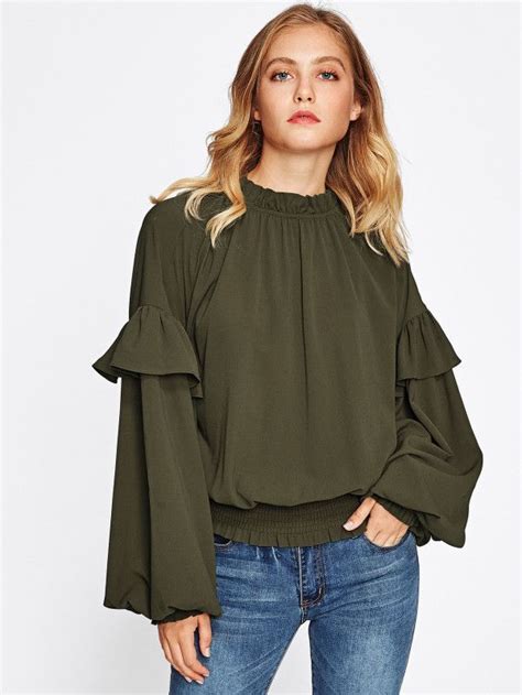 Модная блуза с оборкой, рукав-фонарик | Blouse, Minimal dress, Hem blouse