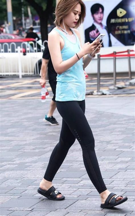 喜欢健身的姑娘，都爱穿紧身健美裤