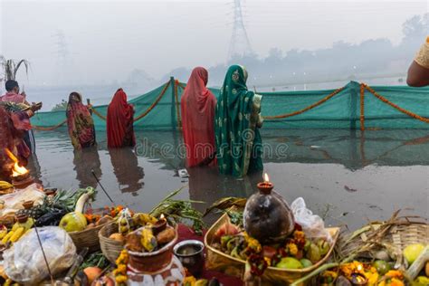 Hindu Devotees Participating In Chhath Puja Editorial Stock Image