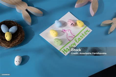 부활절 달걀과 토끼 그림 지속 가능한 준비 수제 인사말 카드를 만드는 Diy 과정 어린이를 위한 단계별 활동 포용적이고 책임감 있는 스트레스 해소 휴가 취미 0명에 대한