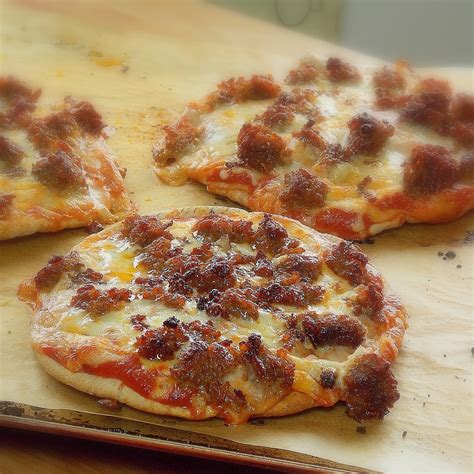 Easy Sausage Pizza Grumpy S Honeybunch